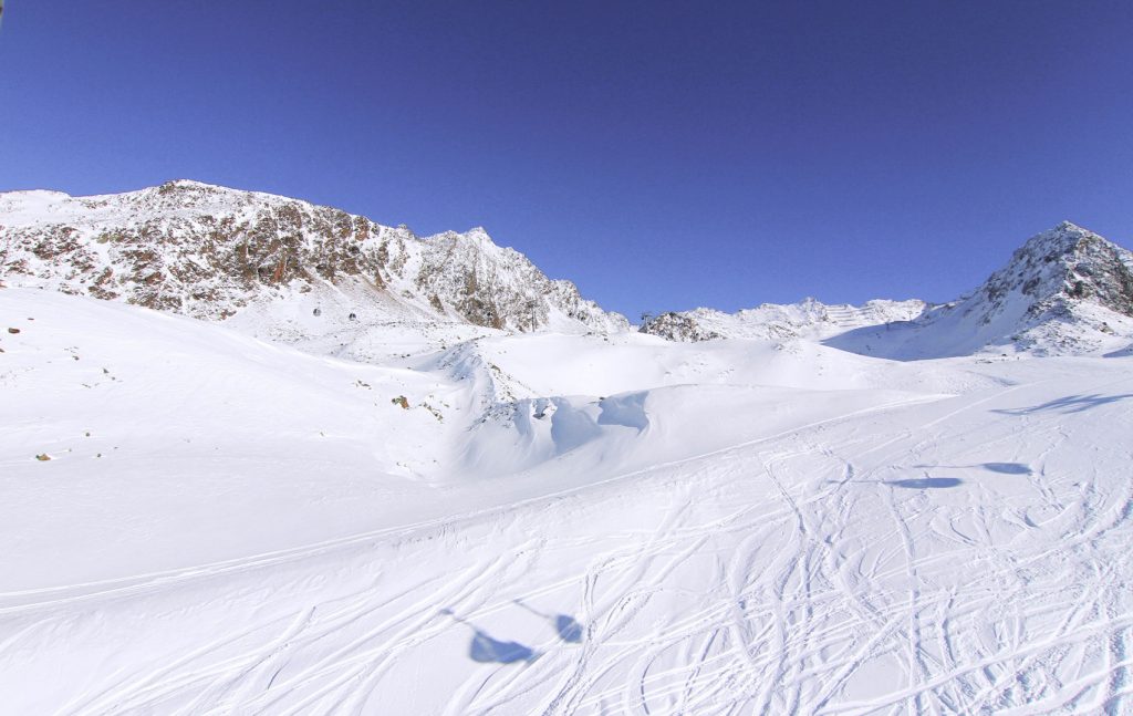 Winter holiday in Austria: Skiing in Sölden